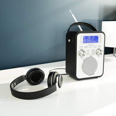 Azatom Blackfriars DAB / DAB+ Radio With Rechargeable battery ...