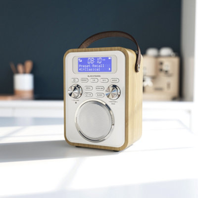 Azatom Blackfriars DAB / DAB+ Radio With Rechargeable battery ...