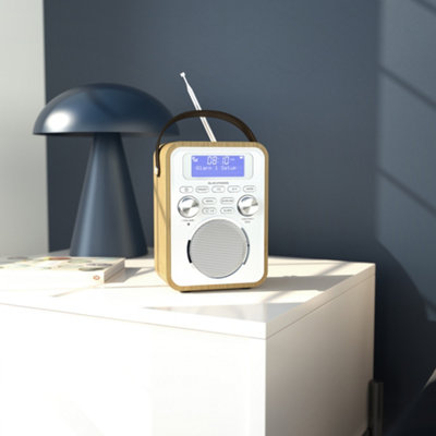 Azatom Blackfriars DAB / DAB+ Radio With Rechargeable battery ...