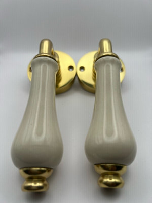 B&M Set of Traditional Vintage Brass Lever on Rose with Ivory Porcelain ...