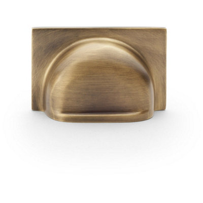 Backplate Cup Handle - Antique Brass 40mm Centres Solid Brass Shaker ...