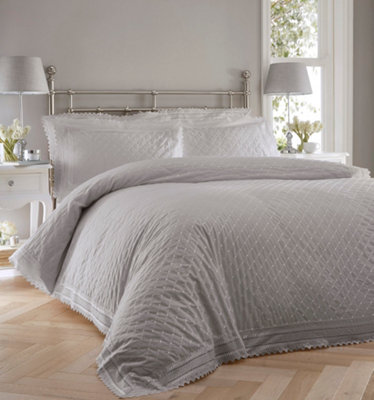 Balmoral Silver Super King Duvet Cover and Pillowcases | DIY at B&Q