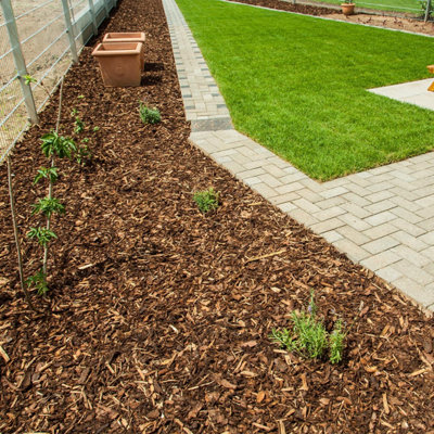Bark Long Lasting Weed Suppressor Garden Landscaping Decorative Mulch ...