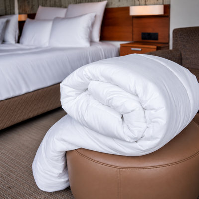 BedLooms 4.5 Tog Summer Duvet, Super King 260x220cm, Lightweight ...