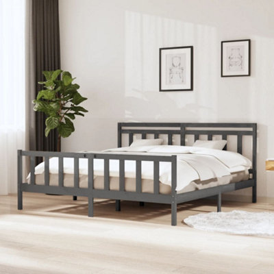 Berkfield Bed Frame Grey Solid Wood 200x200 cm