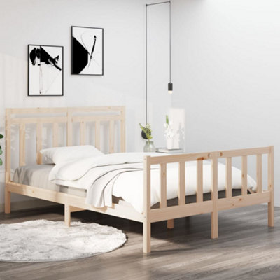 Berkfield Bed Frame Solid Wood 135x190 cm 4FT6 Double | DIY at B&Q