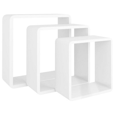 Berkfield Wall Cube Shelves 3 pcs White MDF
