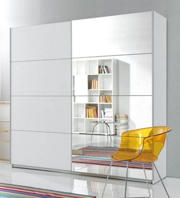 Beta Sliding Door Wardrobe W2200mm H2100mm D600mm - Spacious Elegance ...