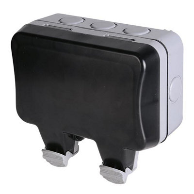 BG STORM WEATHERPROOF 2 GANG 13 AMP IP66 RATED DP SWITCHED SOCKET OUTLET