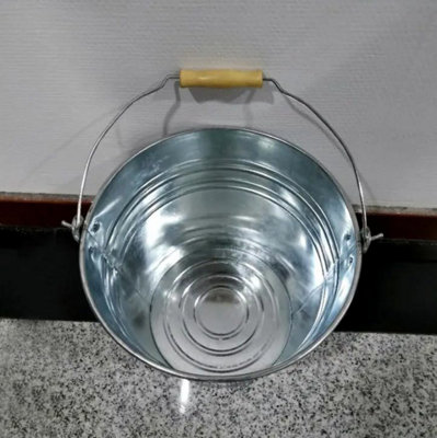 BH - 9 Litre Galvanised Strong Steel Metal Bucket with Handle ...