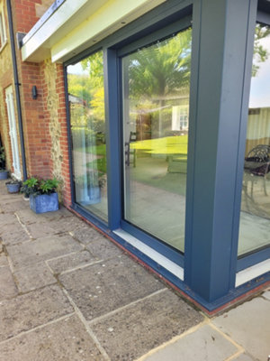 BirdShades anti bird collision strike window film