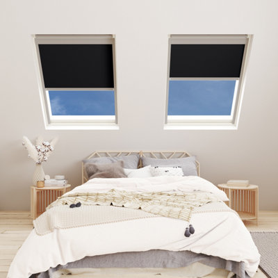 Black Blackout Blind for Velux Roof Window Size S06, Silver Frames