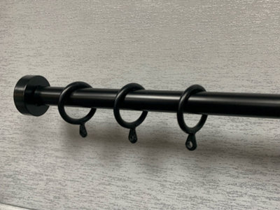 Black Curtain Pole for Patio 150 to 280cm Extendable Curtain Pole ...