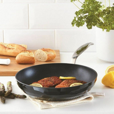 Black Diamond Chef 2 Piece Induction Frying Pan Egg Fry Non Stick Cooking Set