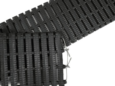 Black Recovery Vehicle Traction Mat (Extra Long Roll-Up Track Tread)