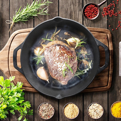 Black Round Cast Iron Non-Stick Skillet Pan with Spouts and Handles ...