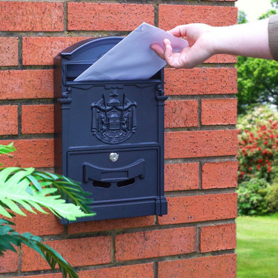 Black Wall Mounted Lockable Letterbox - Weather Resistant Galvanised ...