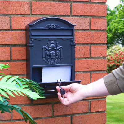 Black Wall Mounted Lockable Letterbox - Weather Resistant Galvanised ...