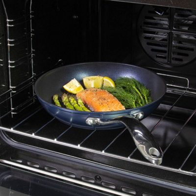 Blackmoor 67429 Ovenproof Blue Pro 26cm Frying Pan