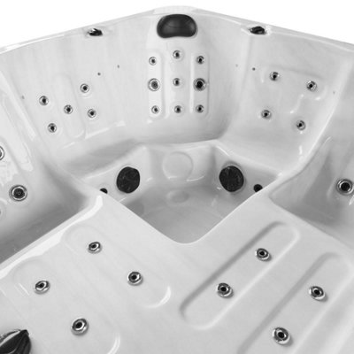 Blue Whale Spa - Hidden Haven - 2 Lounger and 3 seat hot tub