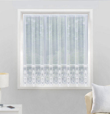 Brazil Heavy Base Lace Net Cut Panel (500 x 101cm) at B&Q