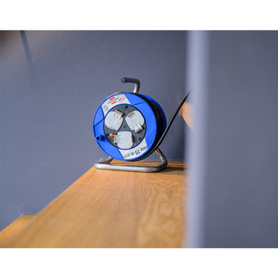 Brennenstuhl Compact Cable Reel 3 Way Extension Reel - Heavy Duty 15 ...