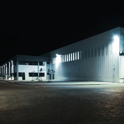 Bright Source 300w IP65 LED Black Floodlight - 6000k