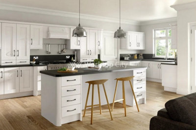 Buckingham Wood Grain Shaker White Replacement Kitchen Doors Sample ...