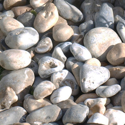 Bulk Bag Pembroke Pebbles 40mm at B&Q