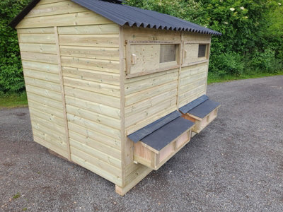 Buttercup Large Poultry Shed with nest boxes for chickens, ducks. Coop ...