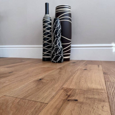 Byland 18mm x 120mm Solid Wood Flooring Natural Brushed Uv Oiled - 1.152m²