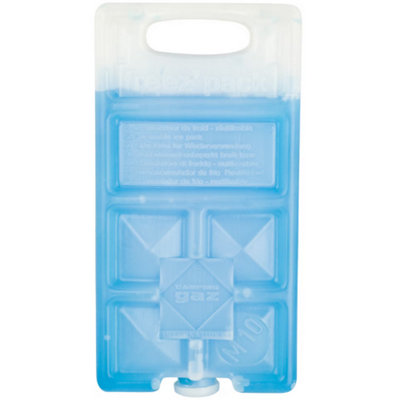 Campingaz Freez'Pack M10 Blue Freezer Block | DIY at B&Q