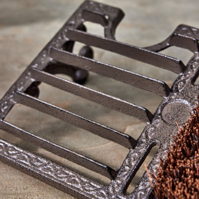 Cast Iron Free Standing Outdoor Garden Boot Brush and Scraper