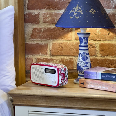 Cath Kidston Strawberry Garden 'Dexter' DAB/DAB+ Digital & FM Radio