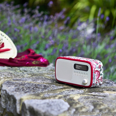 Cath Kidston Strawberry Garden 'Dexter' DAB/DAB+ Digital & FM Radio