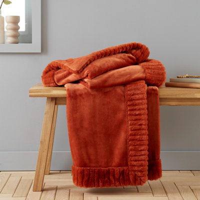 Catherine Lansfield Velvet and Faux Fur 150x200cm Blanket Throw Burnt Orange