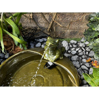 Ceramic Frog Solar Powered Water Feature With Cover