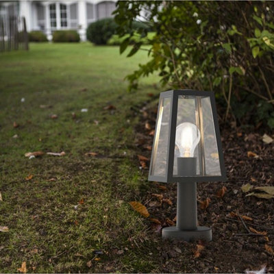 CGC LOUIE BLACK MODERN OUTDOOR LANTERN SHORT POST LIGHT