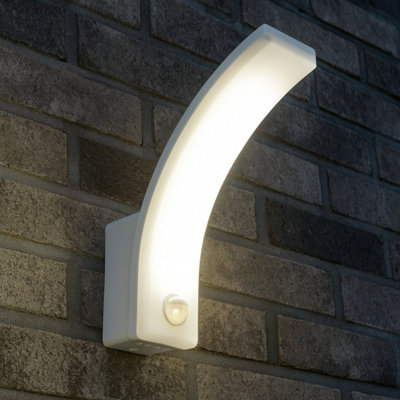 CGC MATEO White Curved LED Wall Light with PIR Motion Sensor Full Opal ...