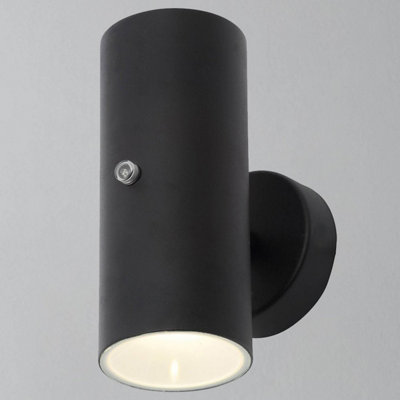 CGC VERITY Black LED Outdoor Wall Spotlight With Photocell Sensor | DIY ...