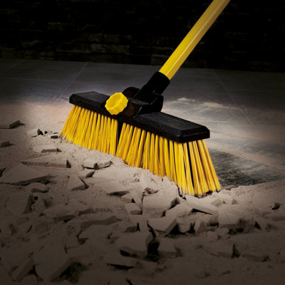 Charles Bentley 14" Bulldozer Yard Broom Sweeper Heavy Duty Industrial | DIY at B&Q