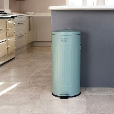 Charles Bentley 30L Retro Steel Waste Rubbish Kitchen Pedal Bin ...