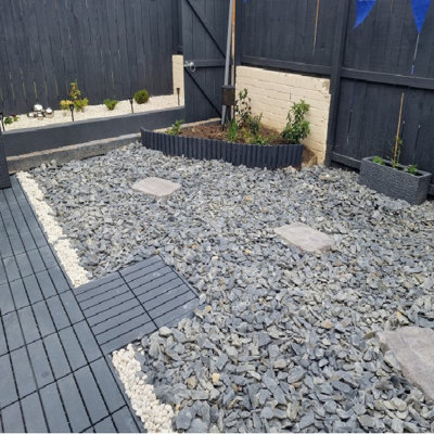 Charles Watson 20mm Grey Slate Decorative Garden Stone Bulk Bag Approx ...
