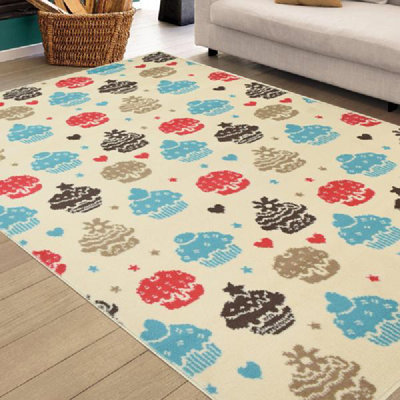 Charming Cupcakes Design Area Rug for Texas Homes