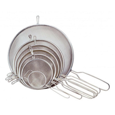 Chef Aid Sieve Stainless Steel (36 x 14.5 x 11cm) | DIY at B&Q