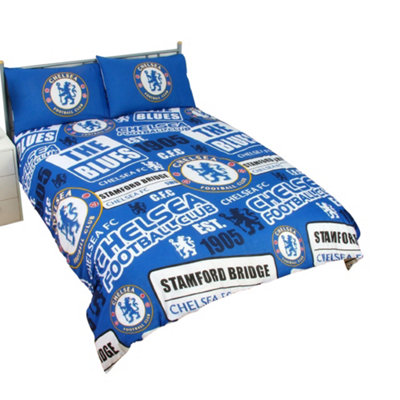 Chelsea FC Patch Double Duvet Set Multicoloured (One Size) | DIY at B&Q
