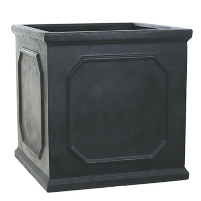 Chelsea Terrace Lead Effect Planter