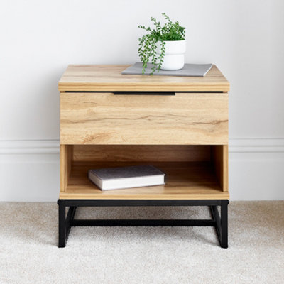 Chicago Oak 1 Drawer Bedside Table