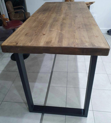 Chunky and Sturdy Breakfast Bar