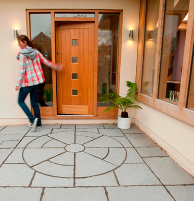 Circle Paving Kit 'The Vicarage' Welsh Slate without Squaring off Kit